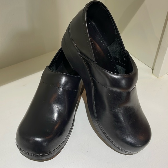 L.L. Bean | Shoes | Llbean Leather Clogs | Poshmark